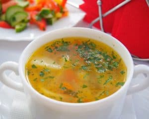 15 Easy Meals To Take Someone After Surgery